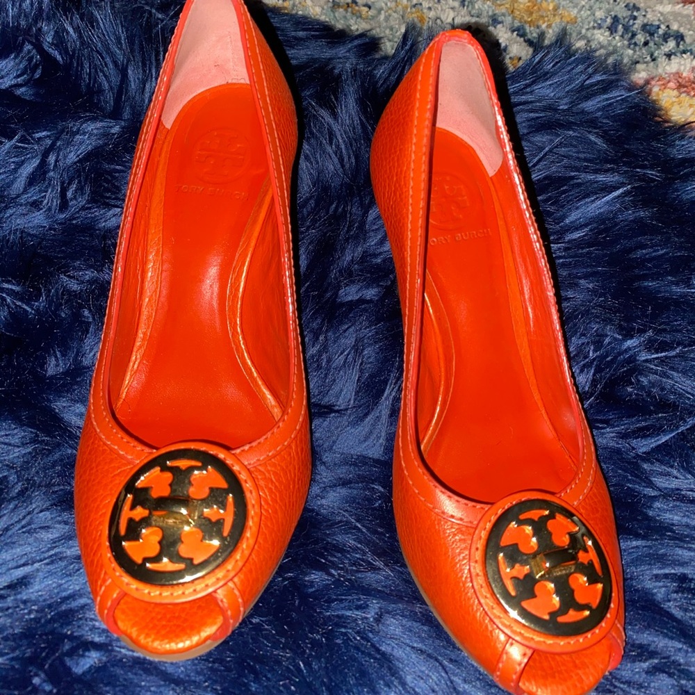 Tory Burch Beautiful Flame Red. Selma Open Toes 7 - Gem